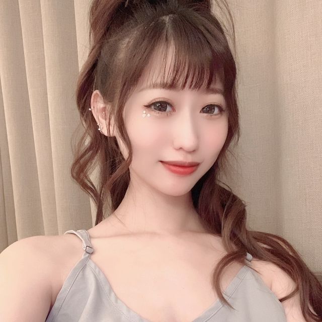 浪Live上的求勳章薇琳 不要一下子的感動但要細水長流的把我寵壞